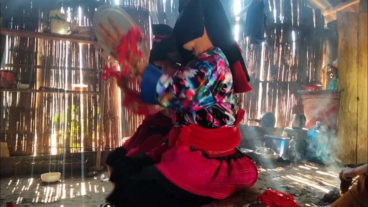 ua neeb noj peb caug xyoo tshiab 2024 - YouTube