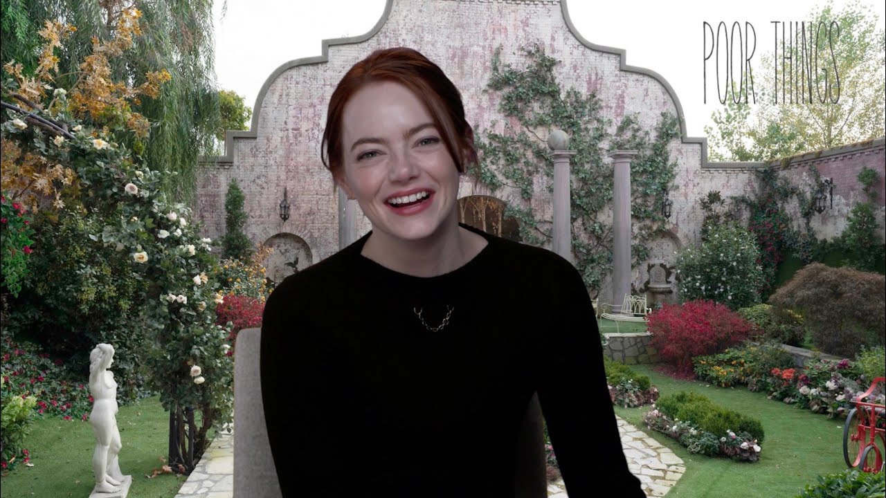 Emma Stone Talks With Harkins Behind The Screens! - YouTube