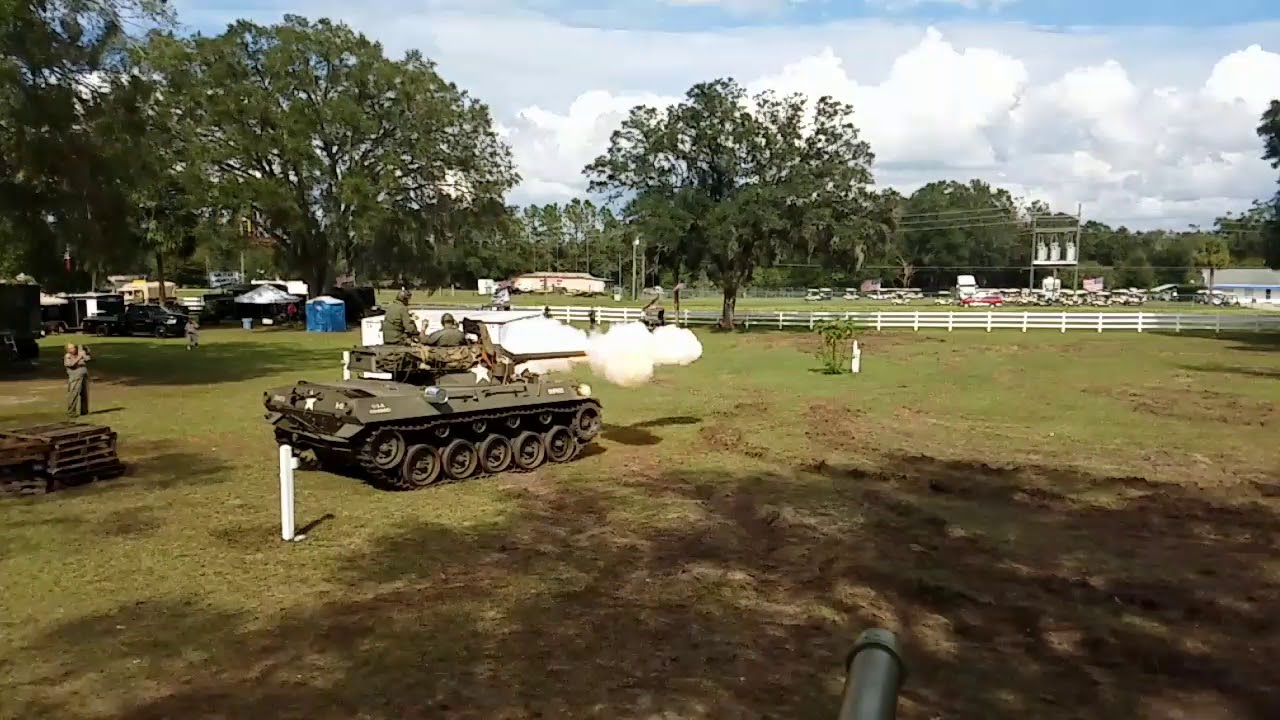 M18 Hellcat slow motion main gun - YouTube