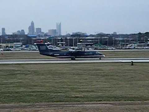 Dash 8 take off - YouTube