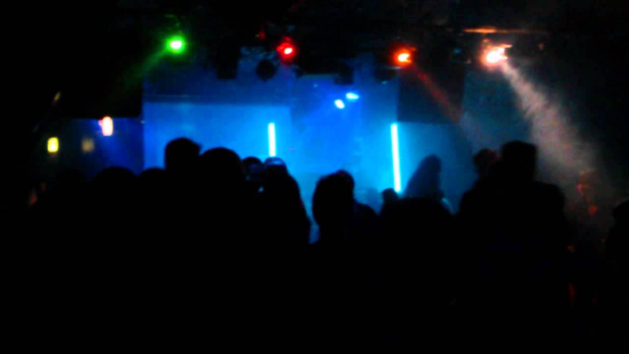 Nexus 4 camera & microphone test in dark and loud environment club ...