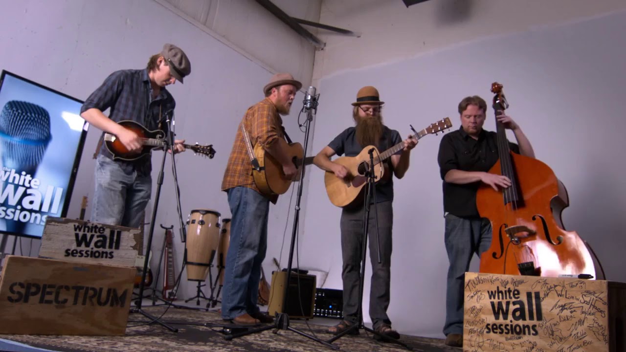 White Wall Sessions Jack, Johnny & Jamison "Troubles Roll Away'" - YouTube