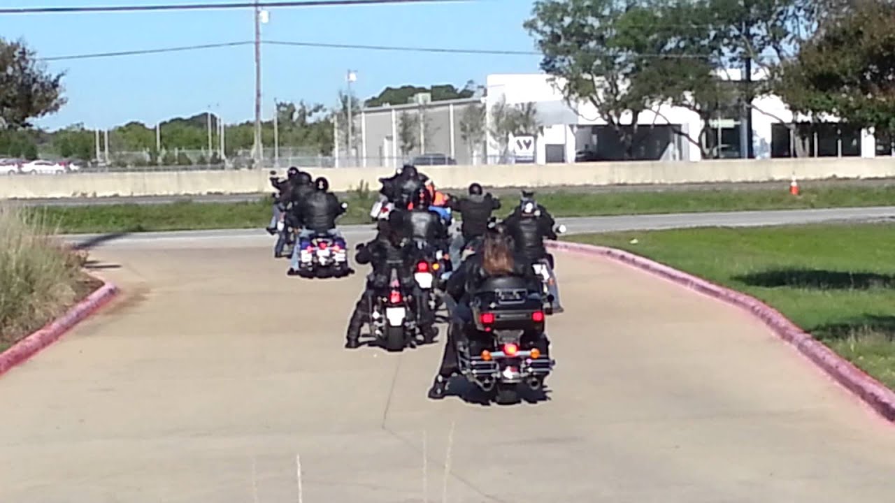 Harley Davidson Breast Cancer Ride - YouTube