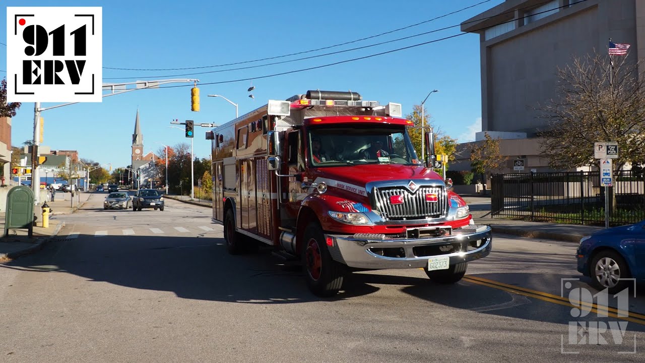 Manchester Fire Trucks Responding | Engine 11 and Air 1 - YouTube