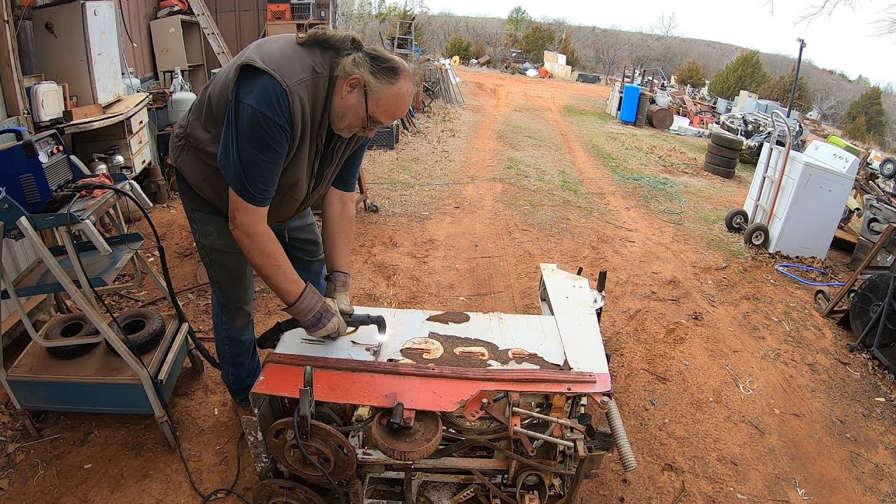 Cutting up Scrap metal with the $200 00 Plasma Cutter Getting the ...