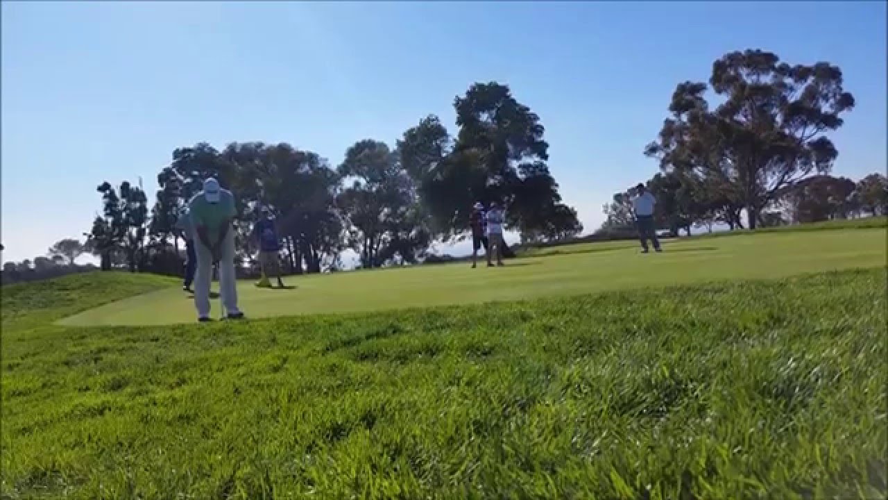 Michael Thompson's Birdie Putt Lips Out - YouTube