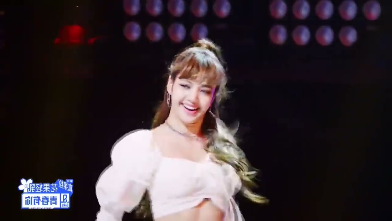 Attention - Lisa Blackpink (Dance Mirrored) - YouTube