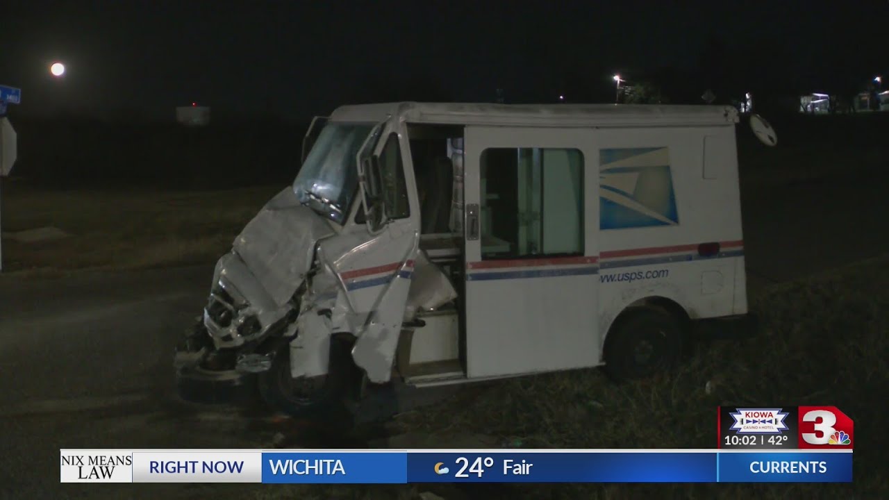 Mail carrier ejected from vehicle during Tuesday wreck - YouTube