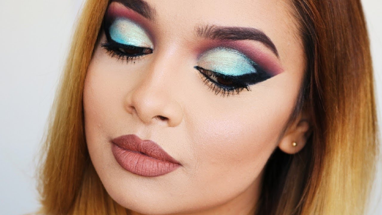 Cut crease for big eyes - YouTube