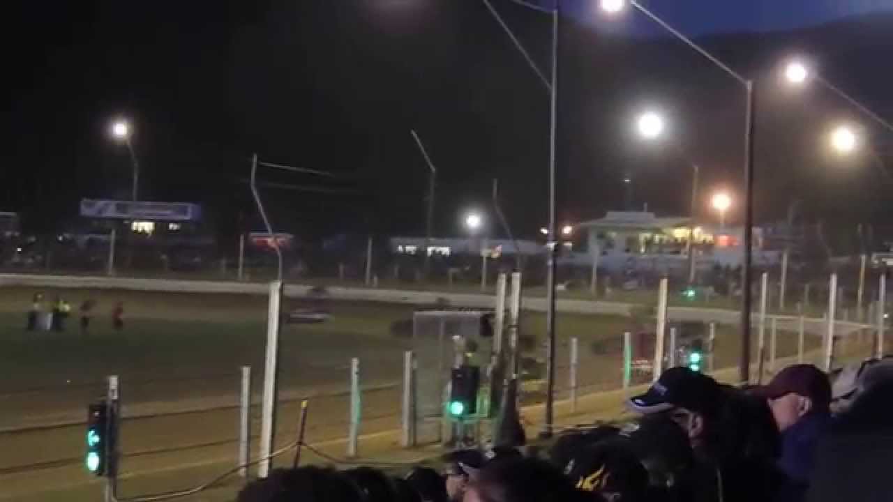 New Zealand Superstocks Finals night - Heat 2 - Wayne Hemi - YouTube