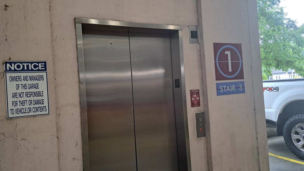 OTIS Gen2 "Pool" Elevator @ Mariner's Row Garage, Newport News, VA ...