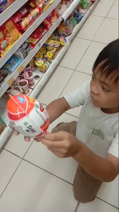 hunting jajan di indomaret | kinder joy jumbo#short,#shorts,#shortstrending - YouTube