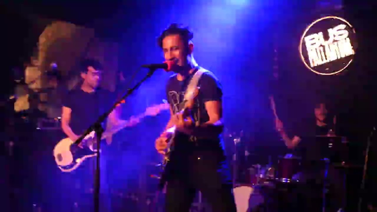 Cat Rodeo - Rosie Jetter (Live at Bus Palladium) - YouTube