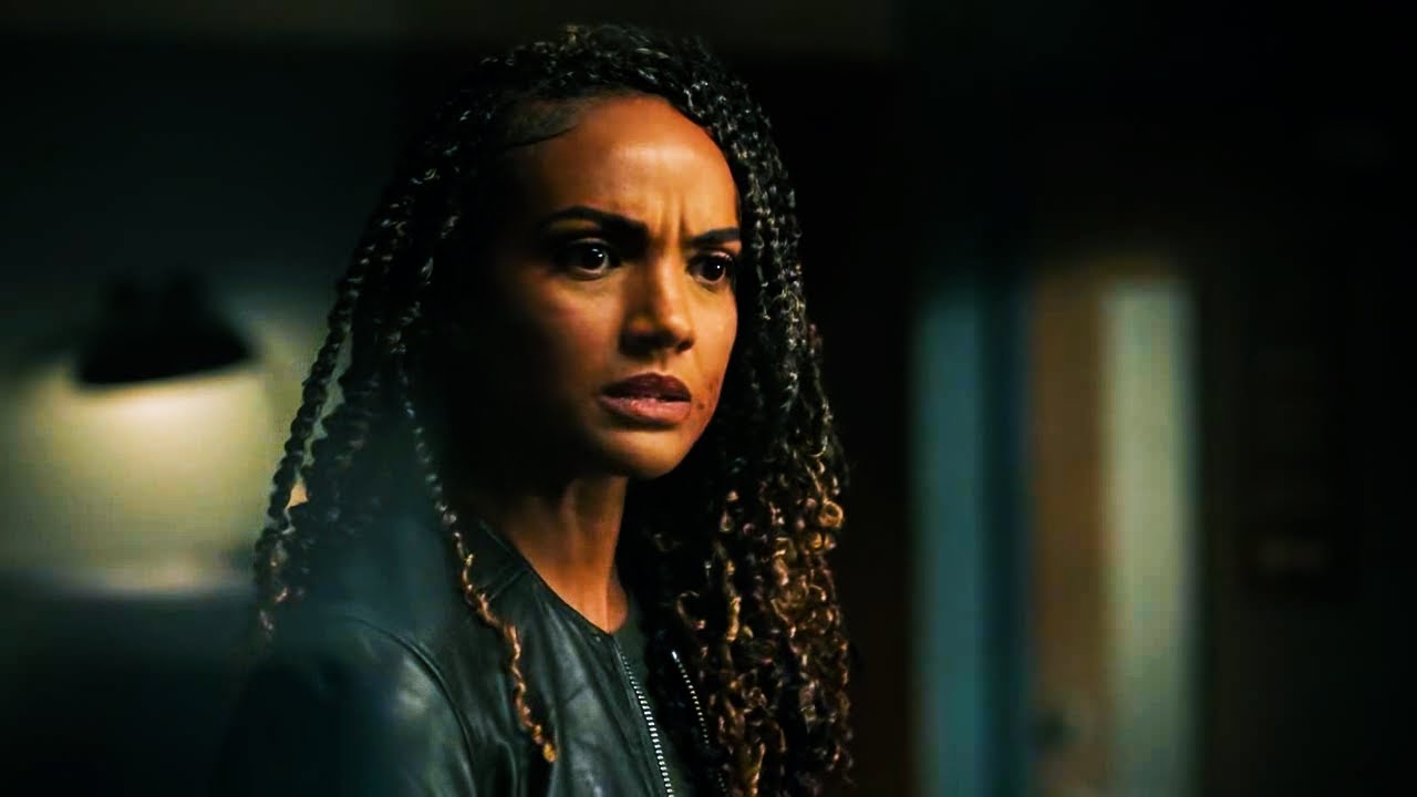 The Rookie Season 7: Star Explains Nyla’s Intense Face-Off with a Possible Serial Killer - YouTube