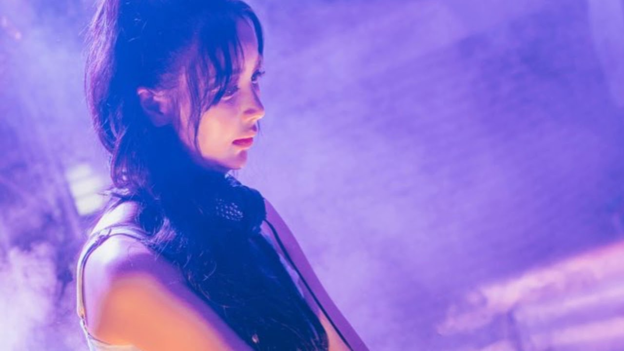 DJ BRYAN ADAMS REMIX LOOKING TO MY EYES PALING ROMANTIS - YouTube