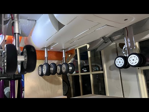 HSD Jets 747 Retracts in Action!!! - YouTube