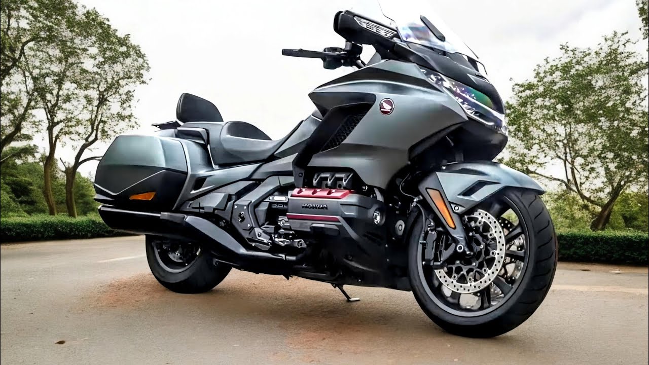 2025 Honda GoldWing DCT Hossack-Style Front Suspension - YouTube