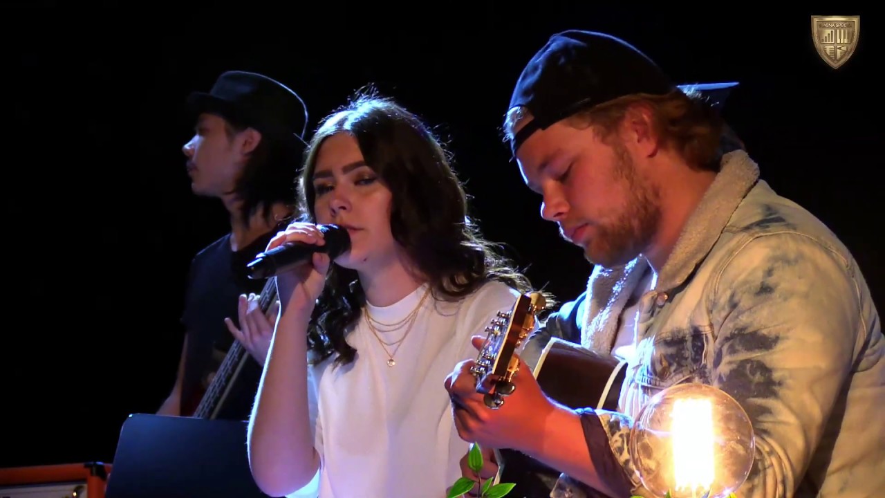 Isabelle Sigfridsson och Ellen Olsén - Where is my mind? - YouTube