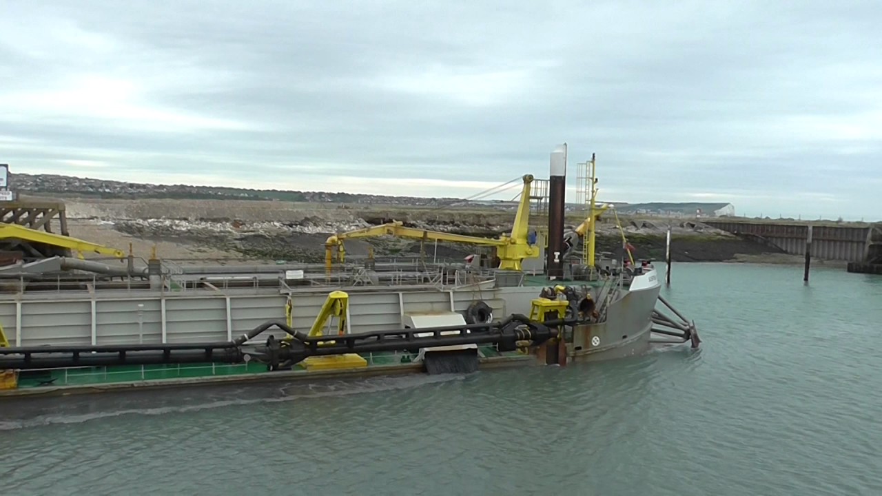 Trailing Suction Dredger Sospan Dau Ship Departing Newhaven Harbour ...