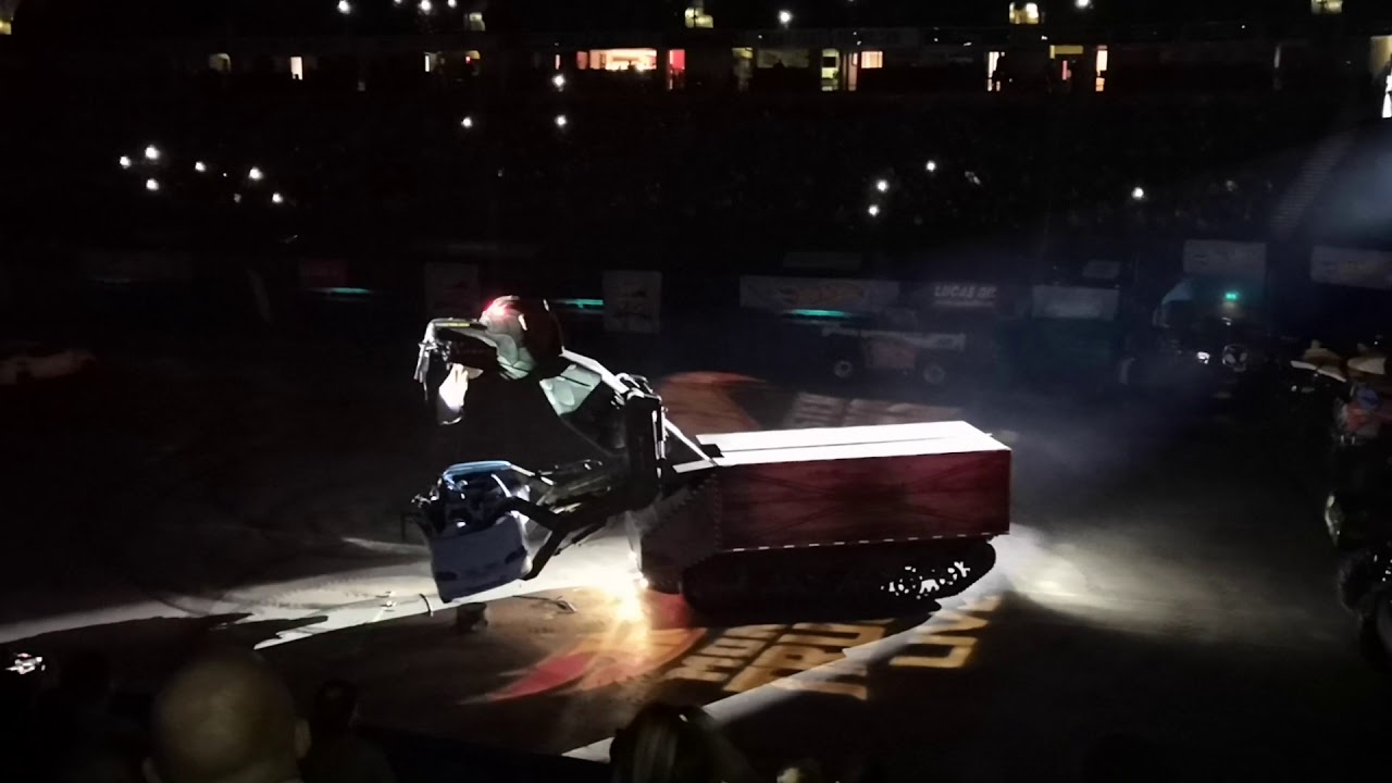 HotWheels Monster Trucks Live Manchester 3. 1. 2020 MegaSaurus - YouTube