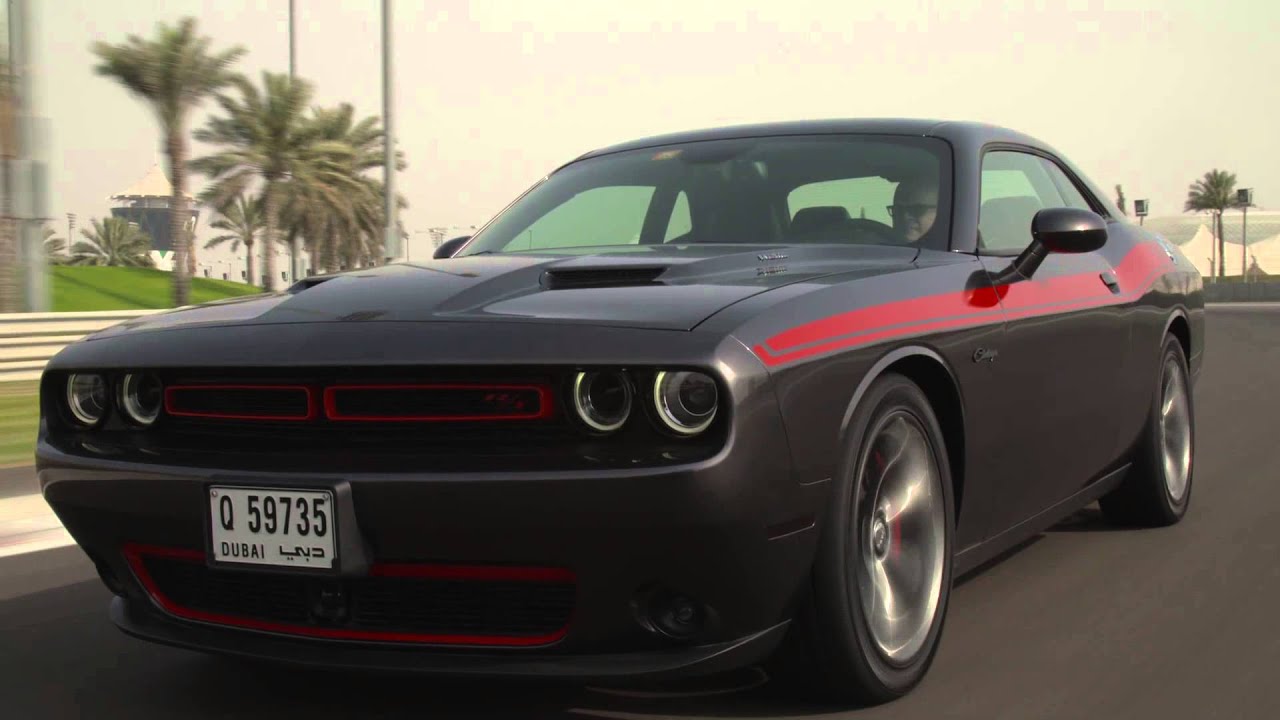 Dodge Challenger Drive UAE - YouTube