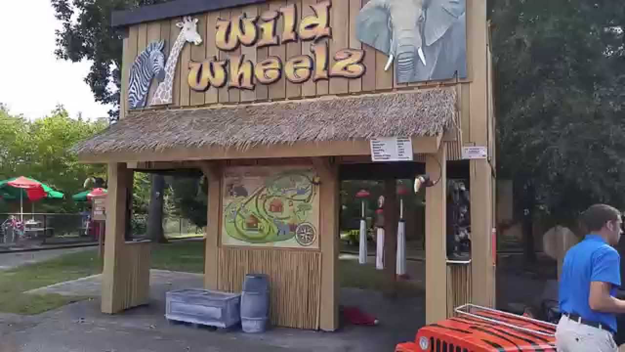 Wild Wheelz at Six Flags New England - YouTube