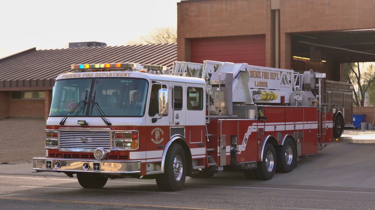 Phoenix Fire Dept. (Reserve) Ladder 37 responding - YouTube