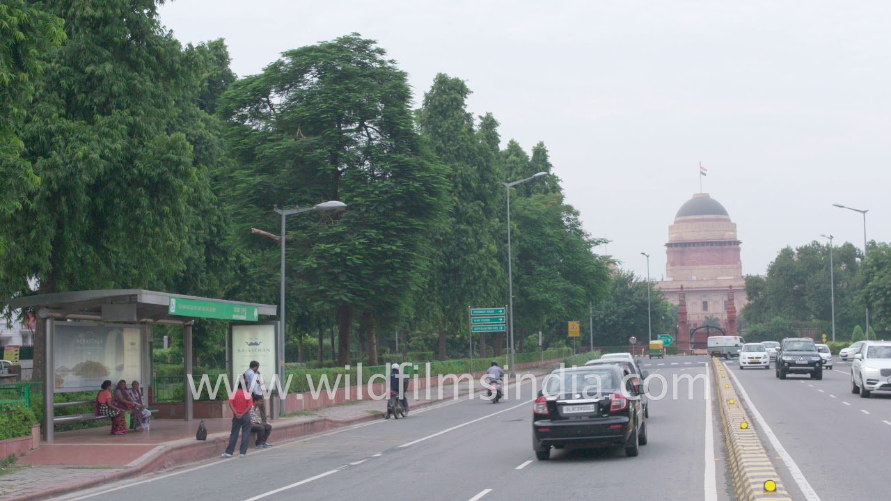 South Avenue bus stop near Rashtrapati Bhawan, Delhi - YouTube