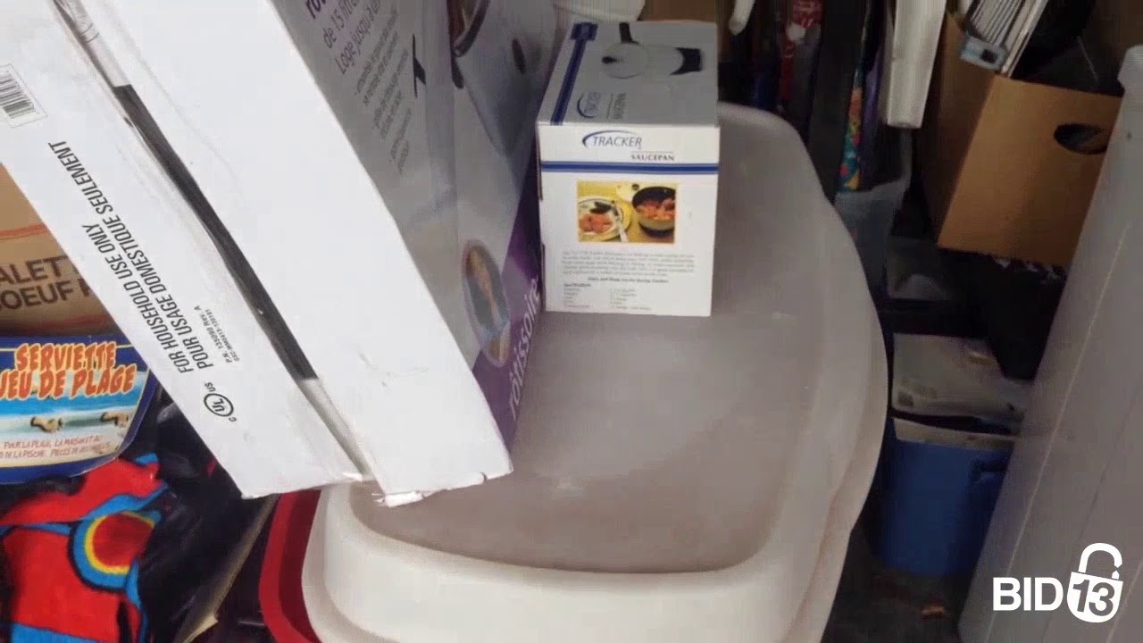 Lock-IT Mini Storage - Unit 121 - YouTube