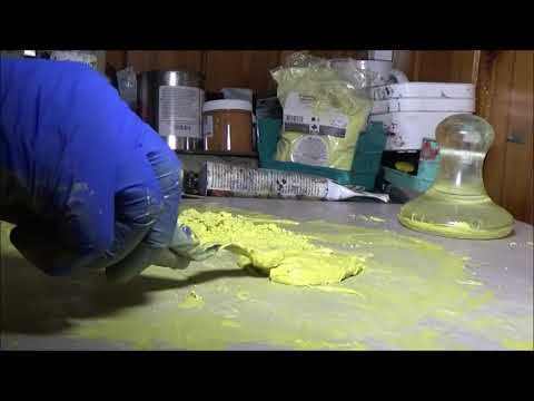 Making oil paint by hand: Nickel titanate yellow PY53 - YouTube