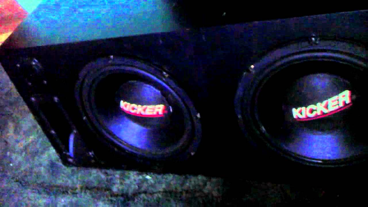 Old school kicker ss10's - YouTube