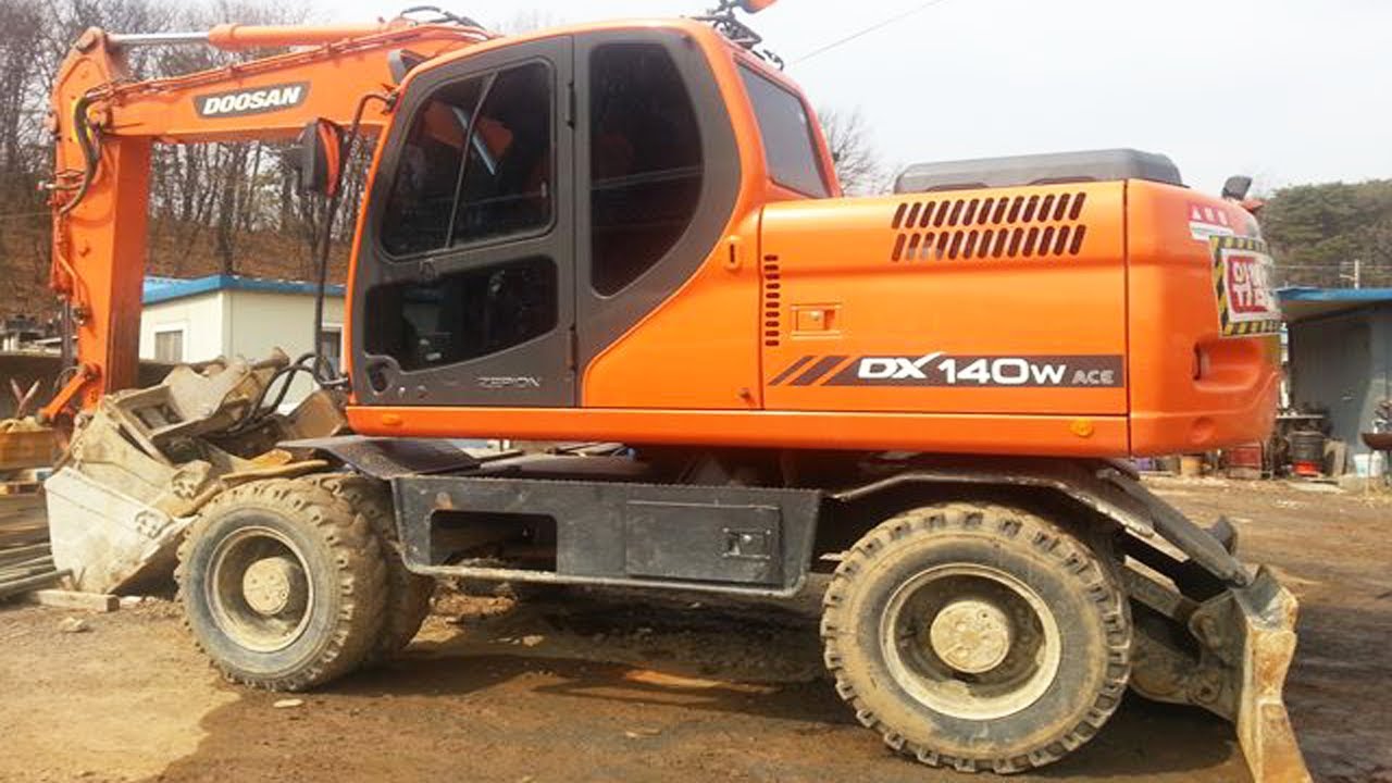 Chi Tiết Siêu Phẩm DOOSAN DX140W ACE 2013 Gía hơn 1 tỷ đồng | Xuân Mạnh ...
