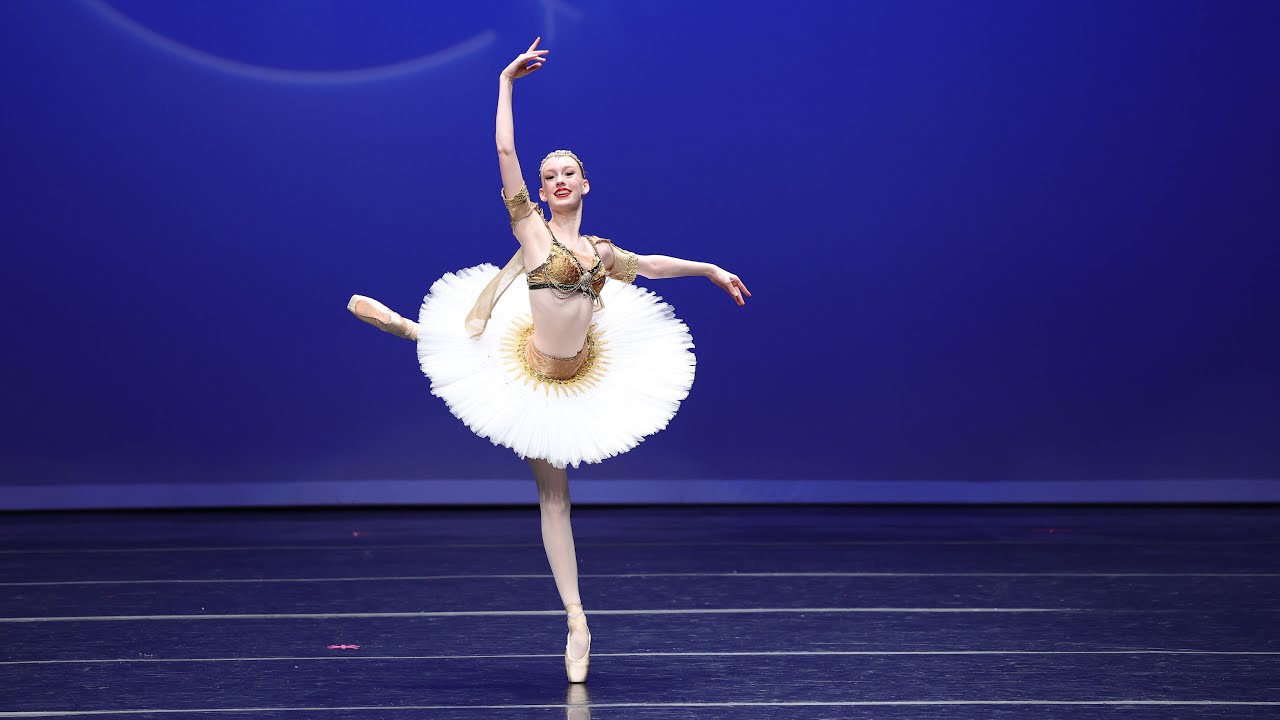 Breah Catellier’s Pas d'Esclave Variation from Le Corsaire - YouTube