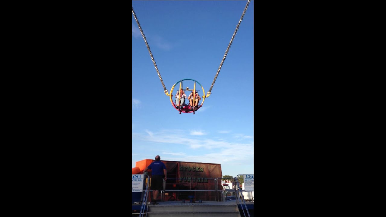 Bungee ride at the funfair - YouTube