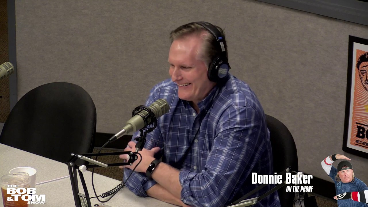 Apple Picking With Donnie Baker - YouTube