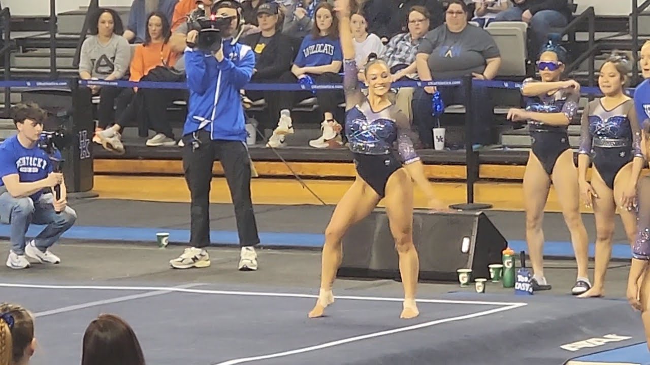 Isabella Magnelli on floor for Kentucky gymnastics (9.775) (March 4th ...