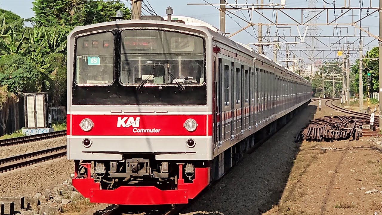 Stasiun Klender: Kompilasi KRL Commuter Line dan Kereta Api [4K] | JR ...