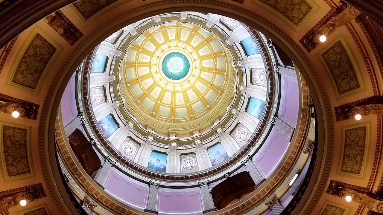 "Amazing Grace" sung in the Michigan State Capitol rotunda (Providence ...