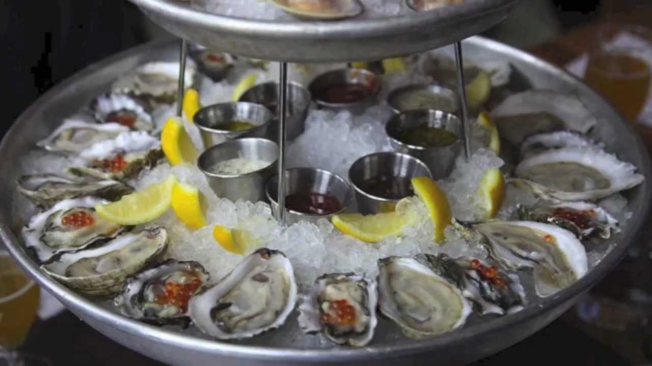 Towers of Fresh, Beautiful Seafood - YouTube