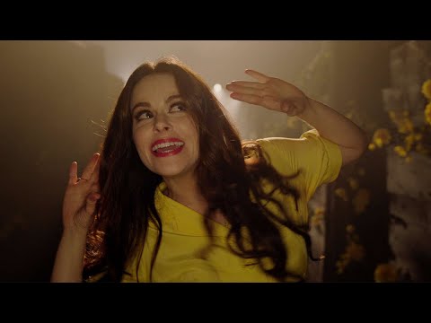 Jennifer Goines, 12 Monkeys: Cultural References Compilation - YouTube