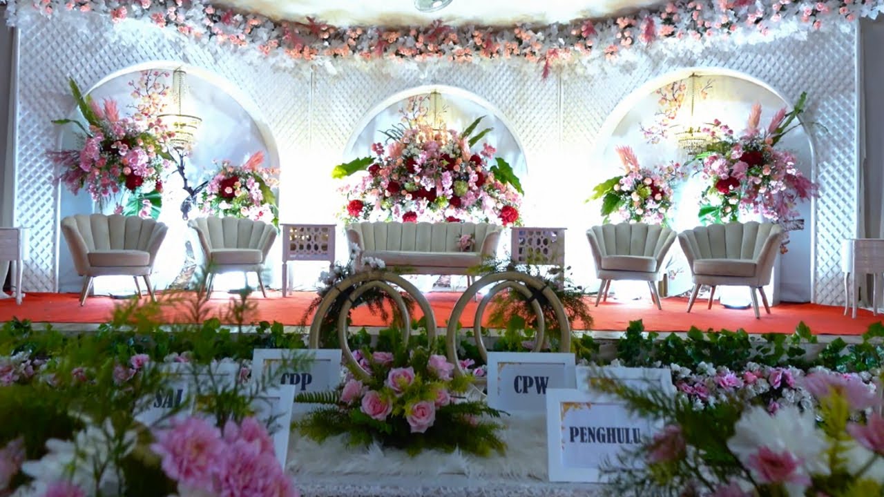 Dekorasi Wedding Modern Indoor di Aula HBS Cimareme | Rani & Fikri - YouTube