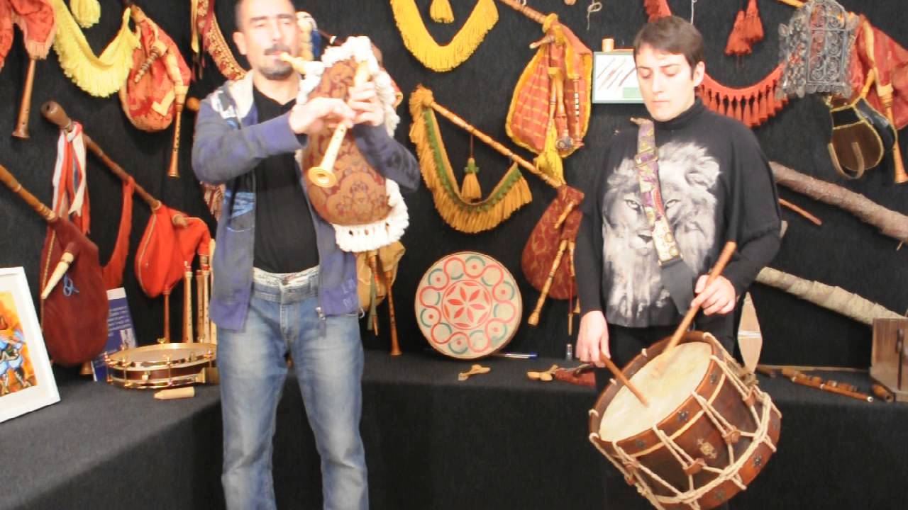 Xota de Vián (A Pastroiza) con gaita mariñá - YouTube