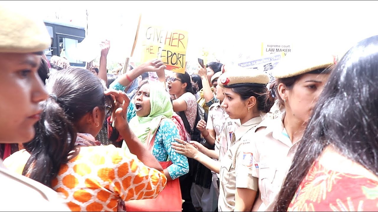 Indian women protest injustice in sexual harassment case against Chief ...