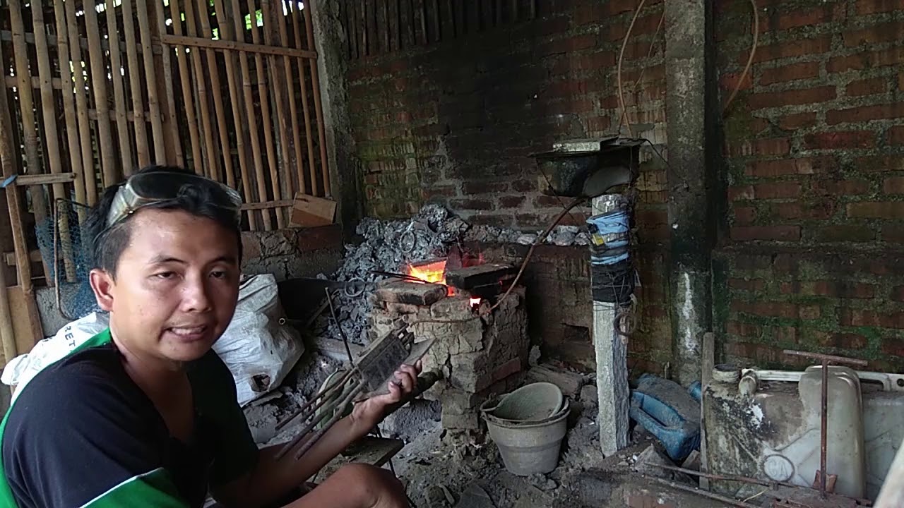 Peleburan aluminium sederhana part 2 - YouTube