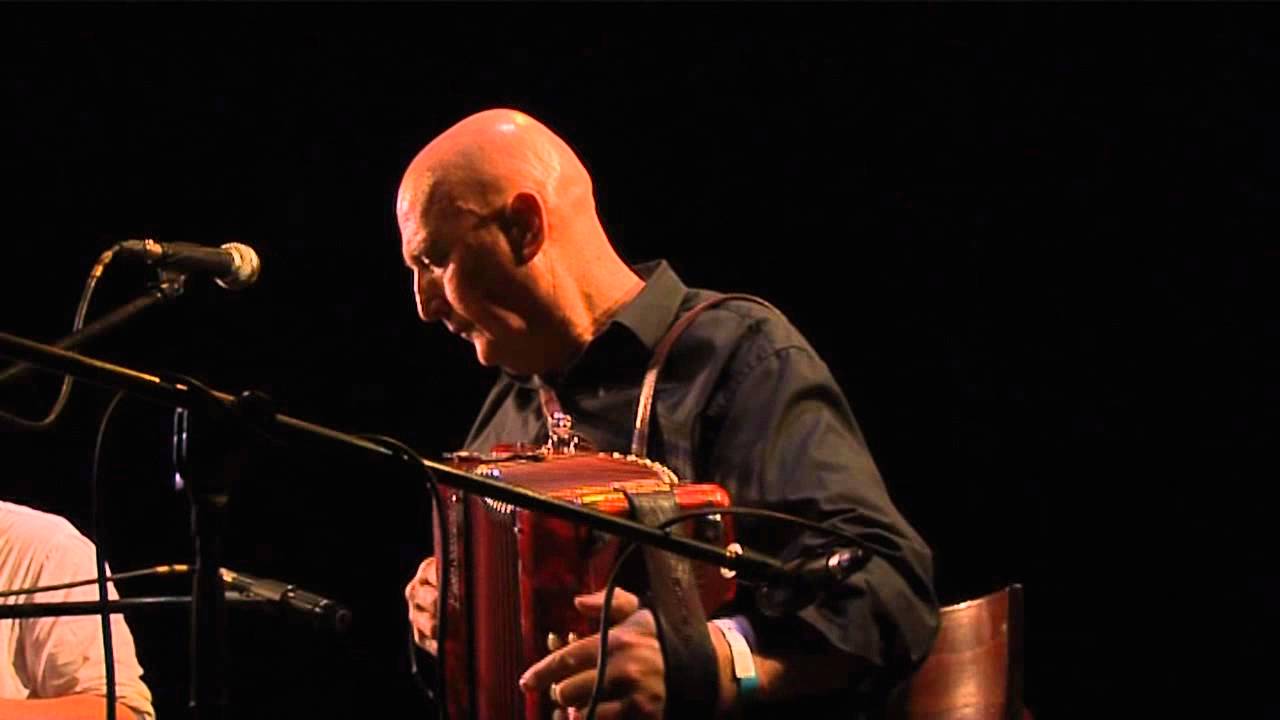 The Begley Family - Brendan Begley Slides Solo - Moscow 2010 - YouTube