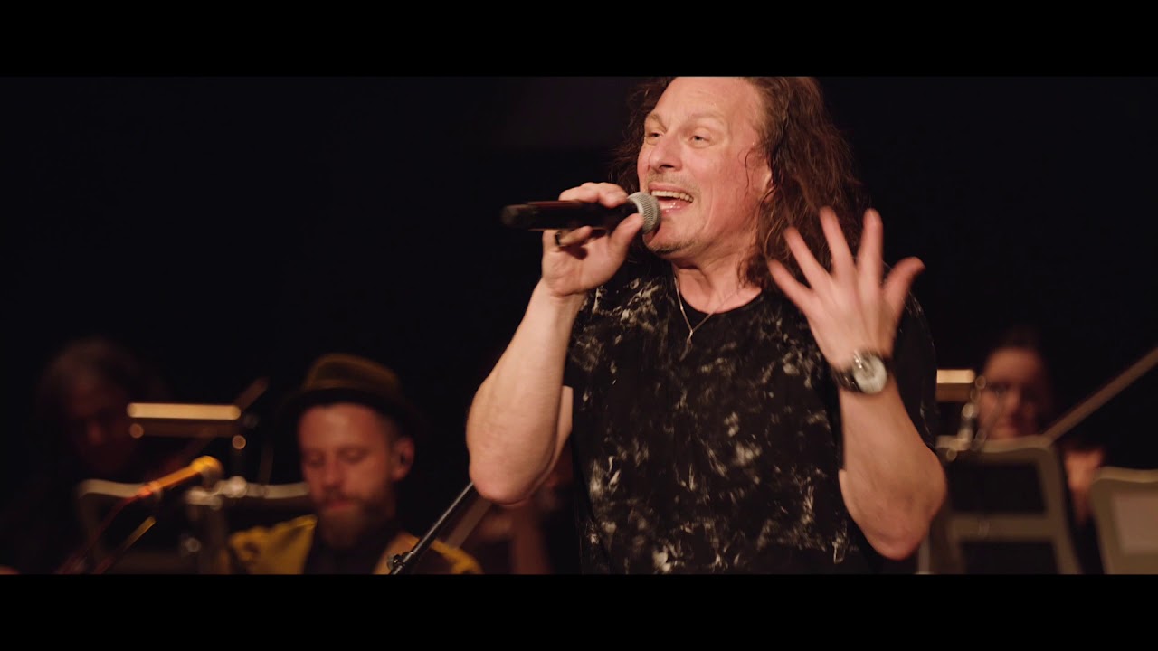 Stephan Ullmann: In Deinen Adern - unplugged in Schwetzingen - YouTube