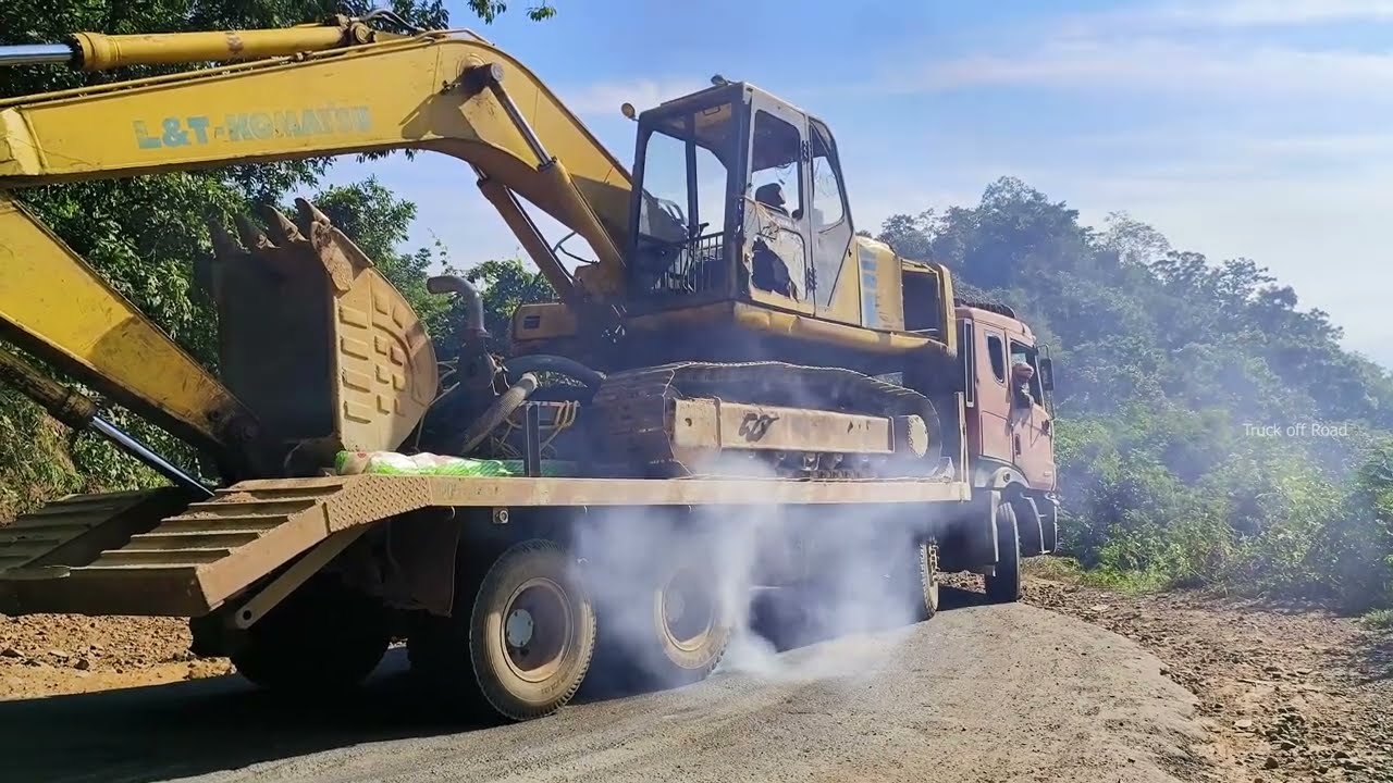Stuck on the Hill: Watch this Massive Truck Struggle to Climb with a ...