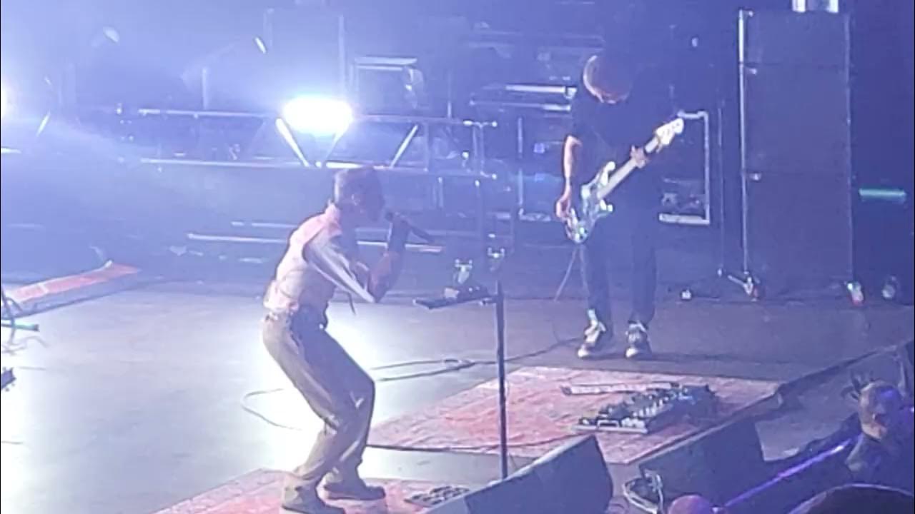 Jane's Addiction - "Ocean Size" 8-19-2024 - YouTube