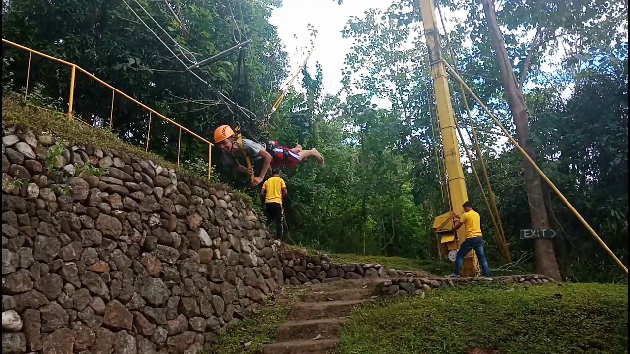 Giant Swing at Pugad Adventure in La Union - YouTube