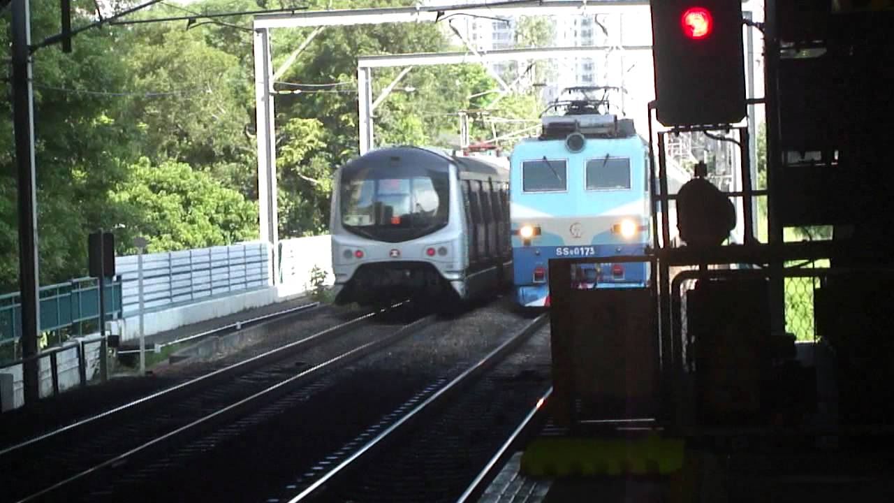 不停站列車(SS8 0173 京九直通車 T98)即將駛經太和站 - YouTube